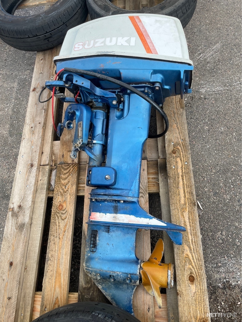 Suzuki DT28 Engine 1982 Espoo - Nettivene