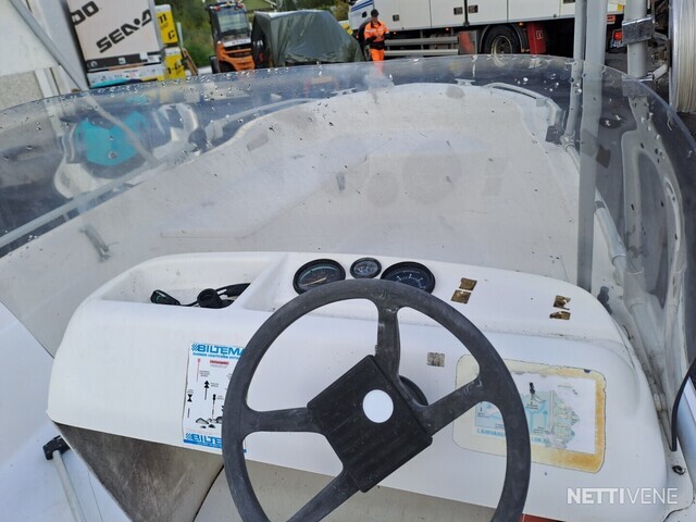 Bella 480R Moottorivene 1995 Oulu - Nettivene