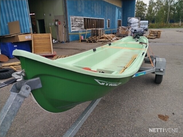 Muu merkki Yki 600 trimmilevyllä + Yamaha Moottorivene 2023 Kemi ...