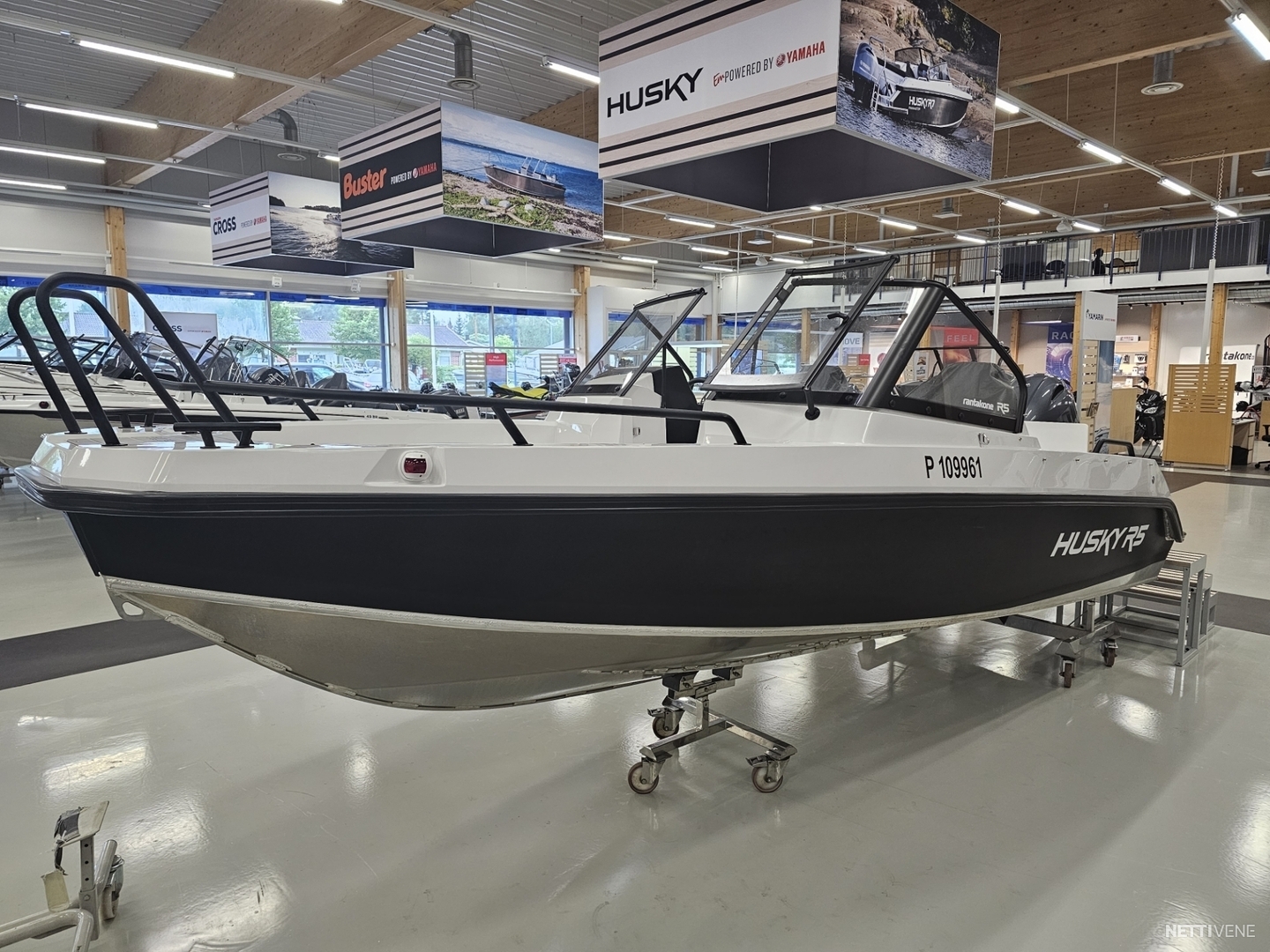 Finnmaster HUSKY R5 esittelyvene Moottorivene 2023 Mikkeli - Nettivene