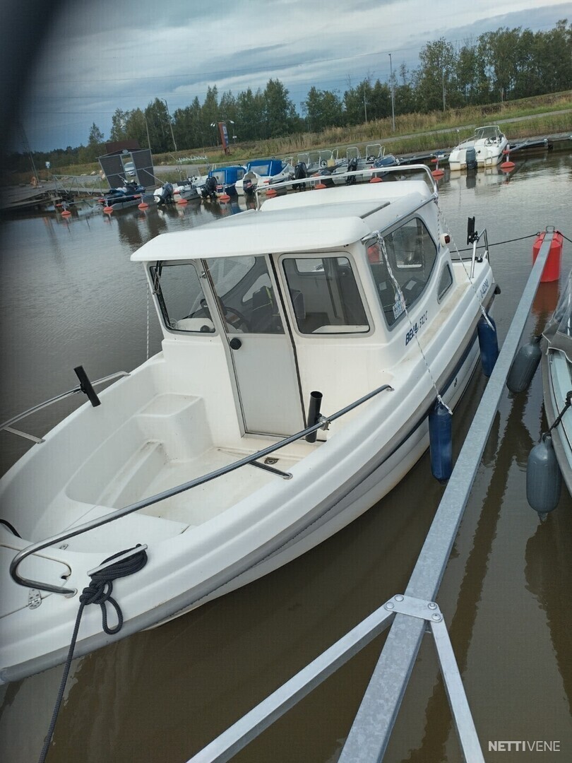 Bella 572C Moottorivene 2004 Turku - Nettivene