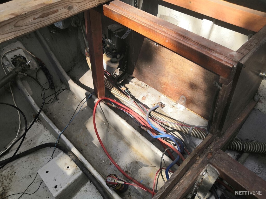 Vator PATROL 22 Moottorivene 1982 Nurmijärvi - Nettivene