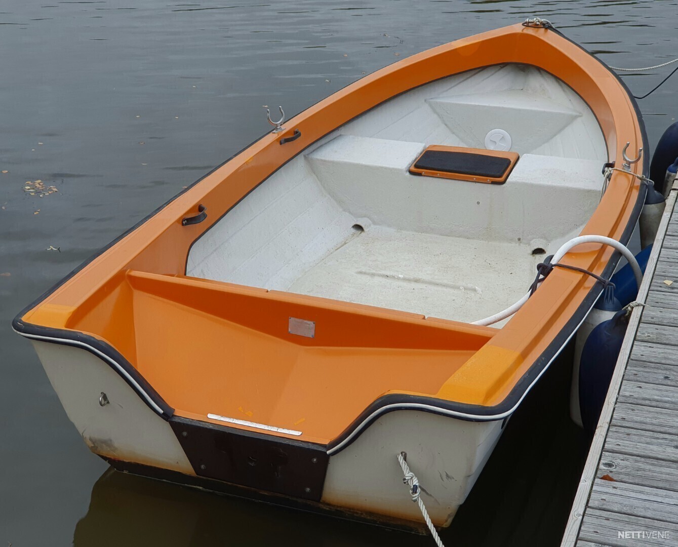 Uttern 455 Moottorivene 1985 Helsinki - Nettivene