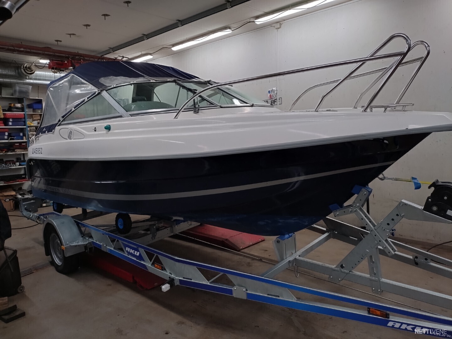 Uttern D55 Exlusive Moottorivene 2005 Espoo - Nettivene