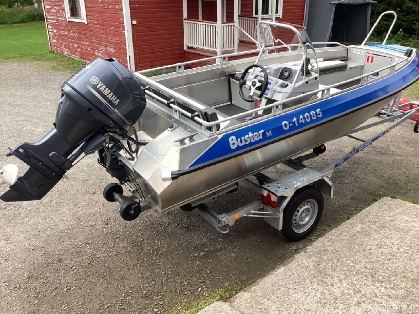 Buster M sekä Respo traileri Moottorivene 2012 Vaala - Nettivene