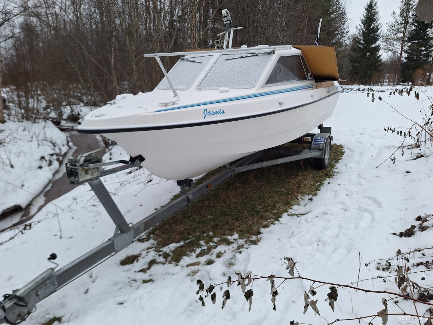 Bella 600 HT Moottorivene 1988 Muhos - Nettivene