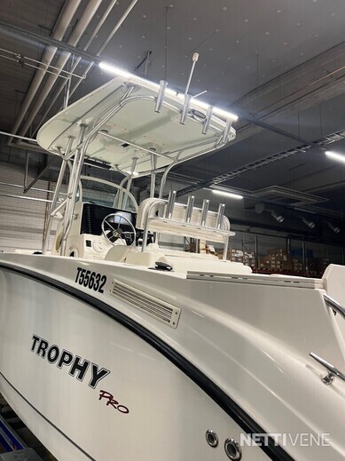 Trophy 2503 CC PRO Moottorivene 2005 Helsinki - Nettivene