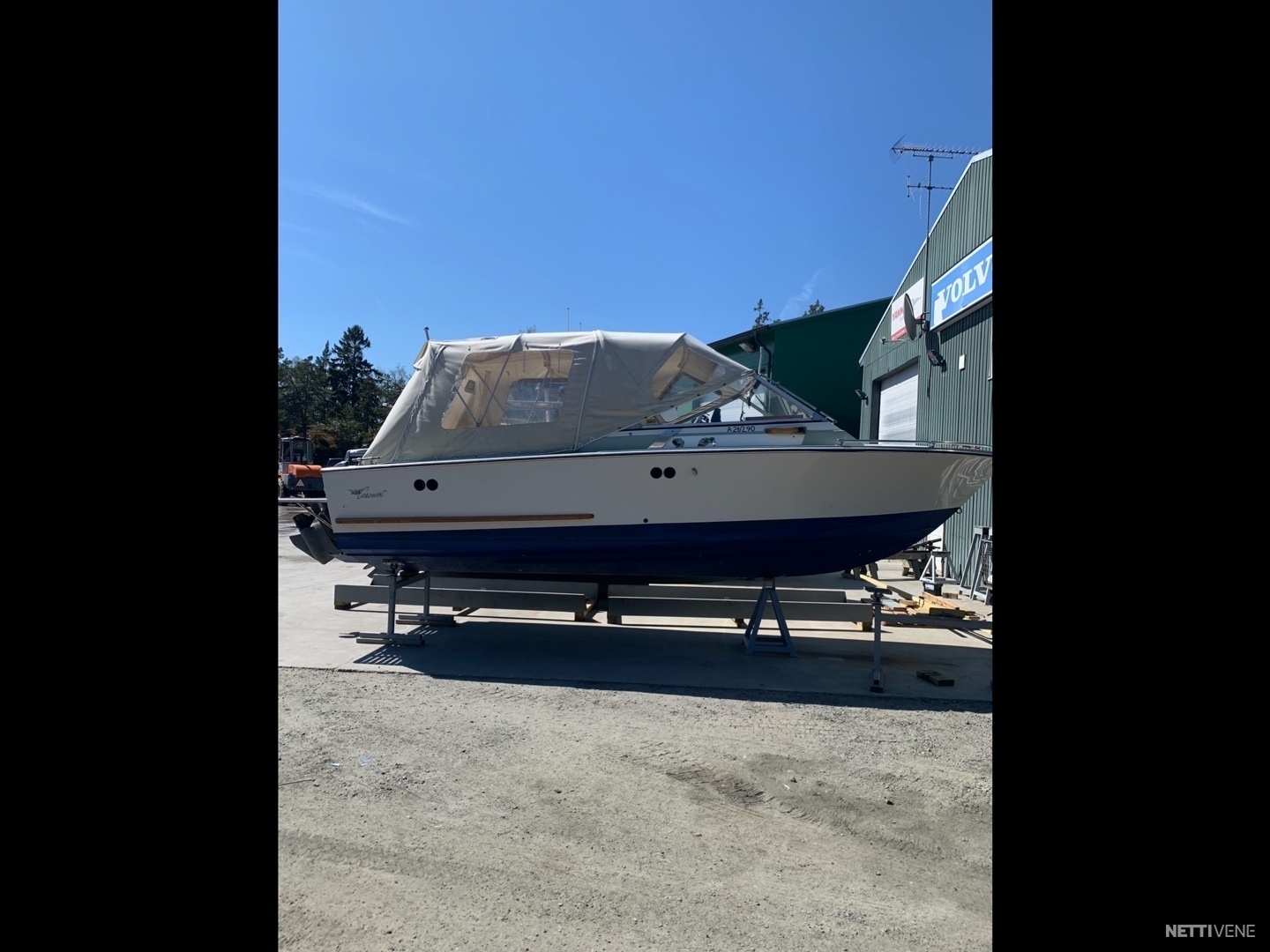 Coronet DC 21 -D3 Diesel- Motor boat 1975 Espoo - Nettivene