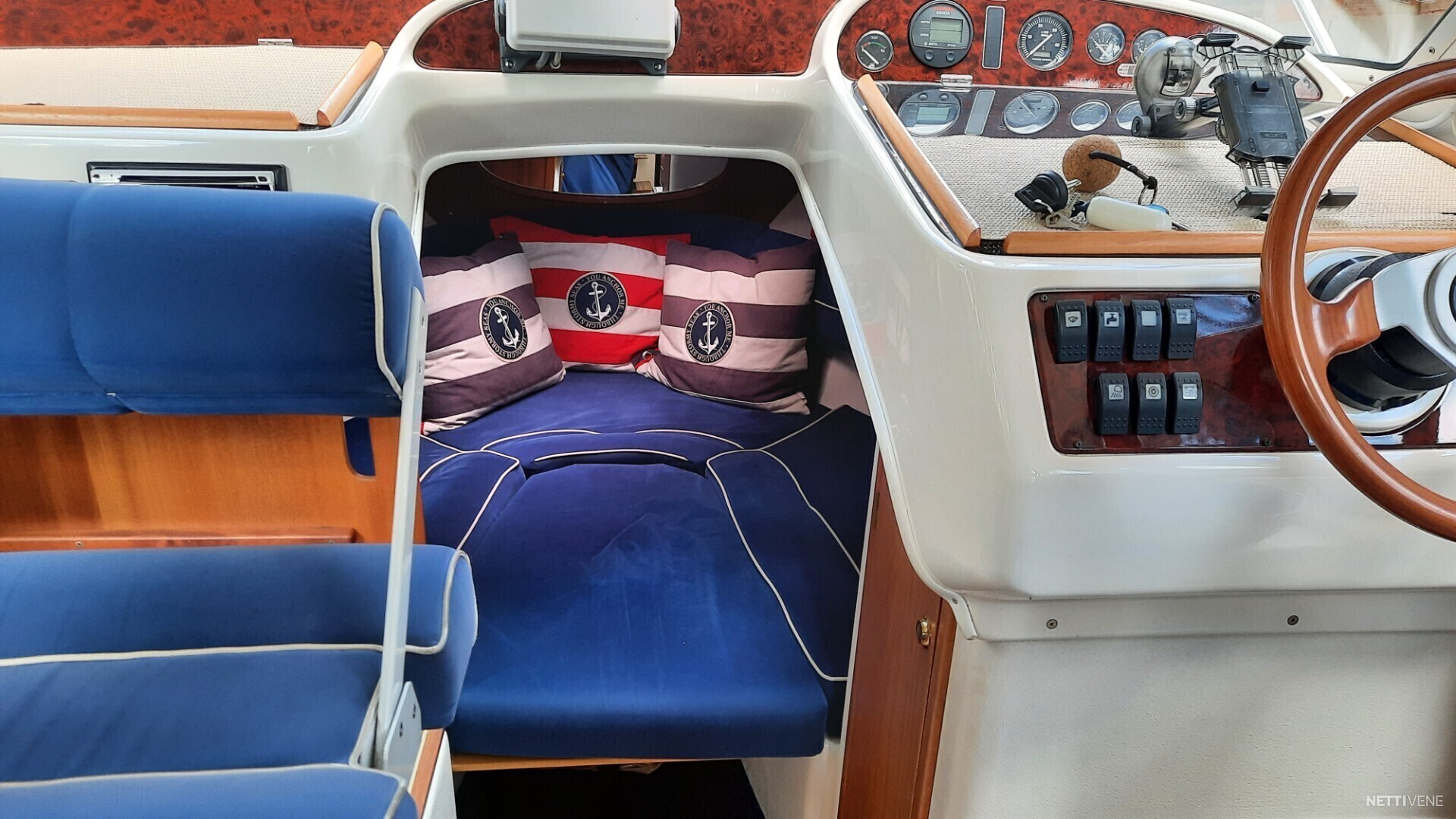 Bella Falcon 26 fantino Moottorivene 1999 Pöytyä - Nettivene