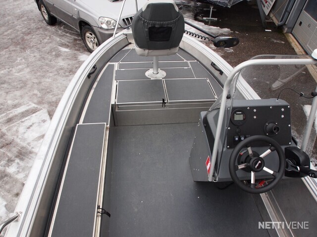 Buster M1 Fish + F40, VARUSTELTU Moottorivene 2023 Helsinki - Nettivene