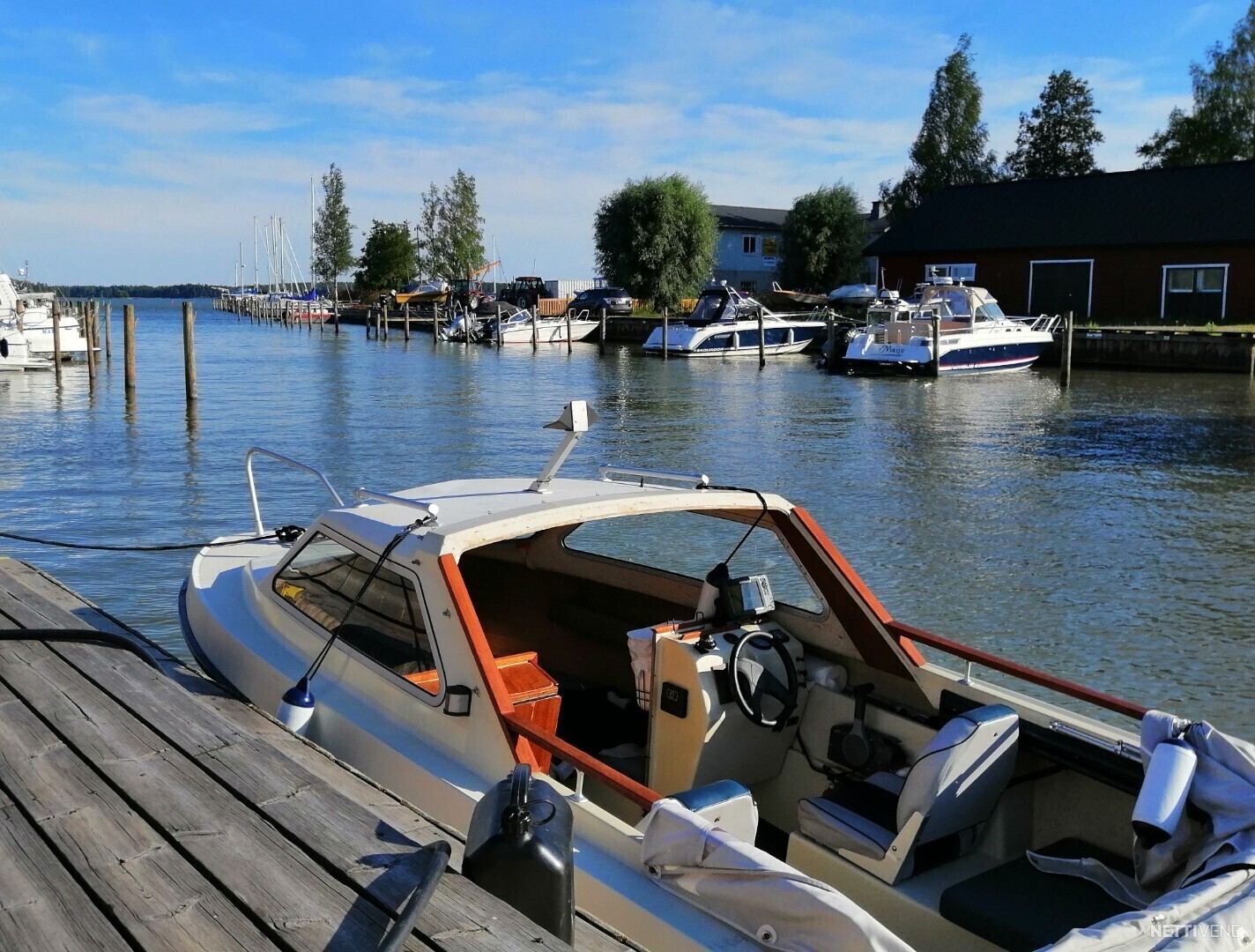 Flipper 570 HT Moottorivene Inkoo - Nettivene