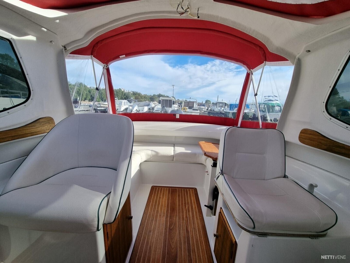 Finnmaster 6100 Royal Cruiser OC Moottorivene 1997 Helsinki - Nettivene