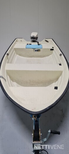 Crescent 380 + Traileri Moottorivene Hyvinkää - Nettivene