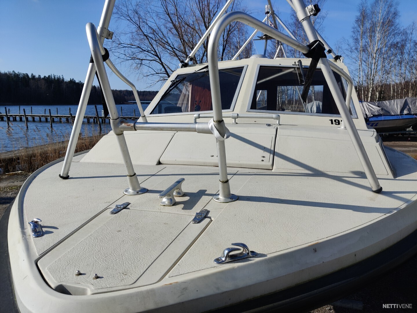 Jurmo Cabin Moottorivene 1982 Helsinki - Nettivene