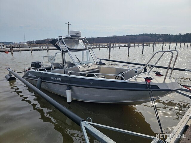 Buster Magnum Pro Moottorivene 2015 Turku - Nettivene