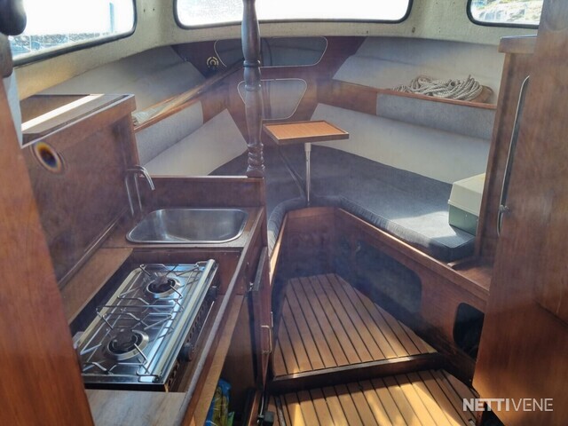 Albin 25 Moottorivene 1988 Kotka - Nettivene