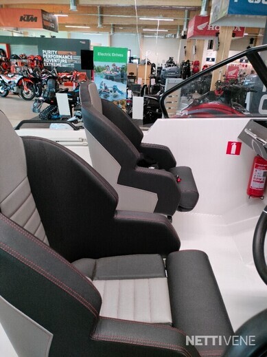 Husky Moottorivene 2023 Oulu - Nettivene