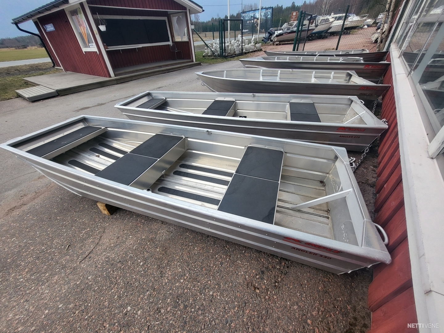 Kimple 370 Angler wide Moottorivene 2025 Siuntio - Nettivene