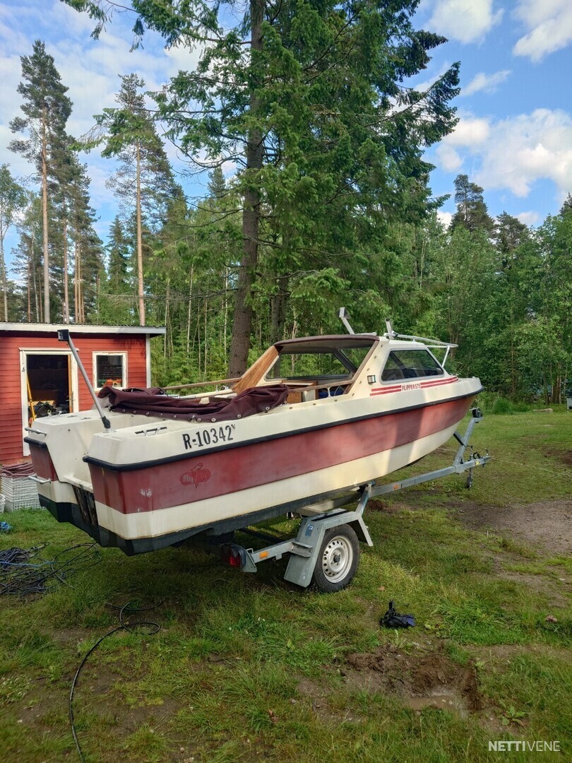 Flipper 575 HT Moottorivene 1985 Porvoo - Nettivene