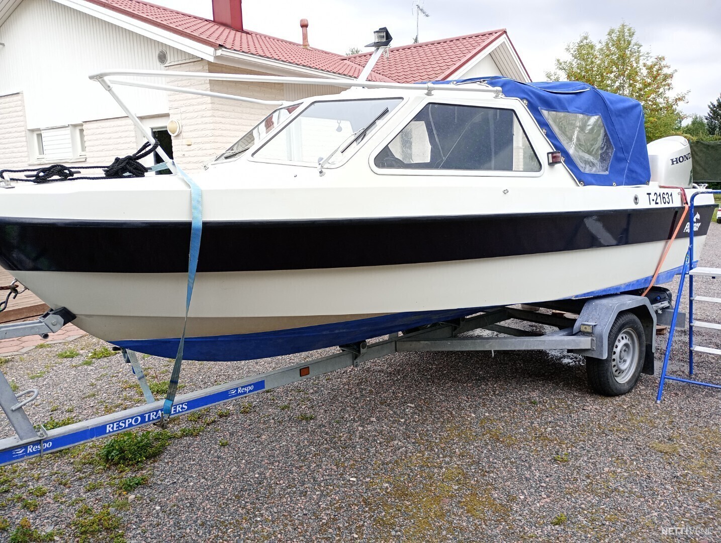 Flipper 510 HT Moottorivene 1985 Aura - Nettivene